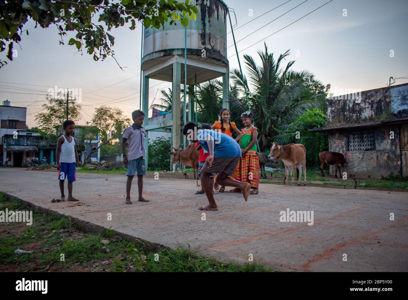 Pandi attam hi-res stock photography and images - Alamy