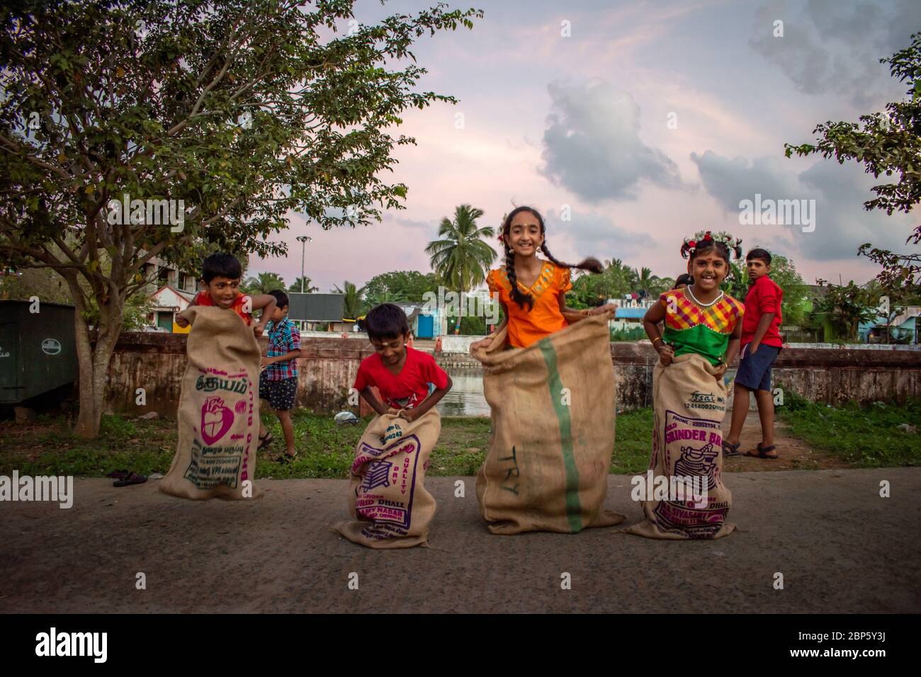 Pandi attam hi-res stock photography and images - Alamy