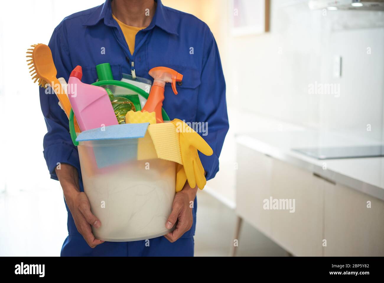 Bucket of cleaning supplies hi-res stock photography and images - Alamy