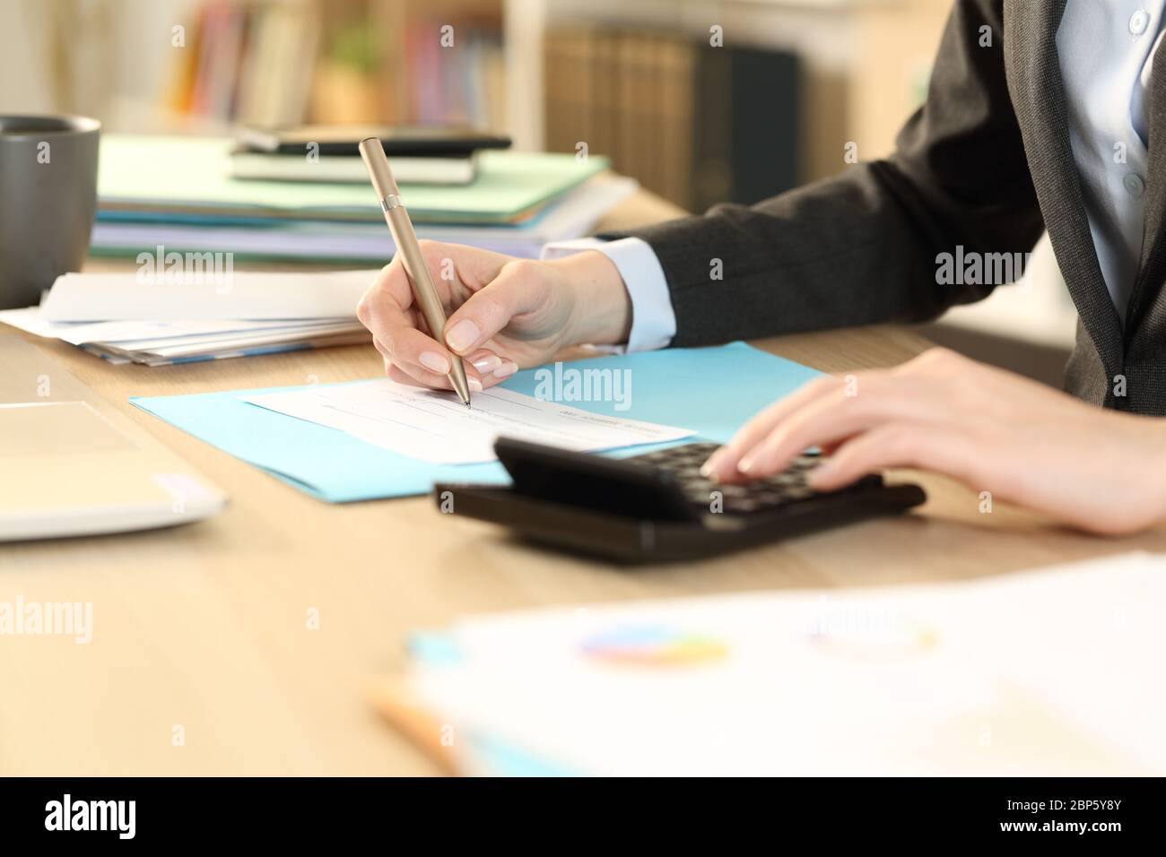Bank check hi-res stock photography and images - Alamy