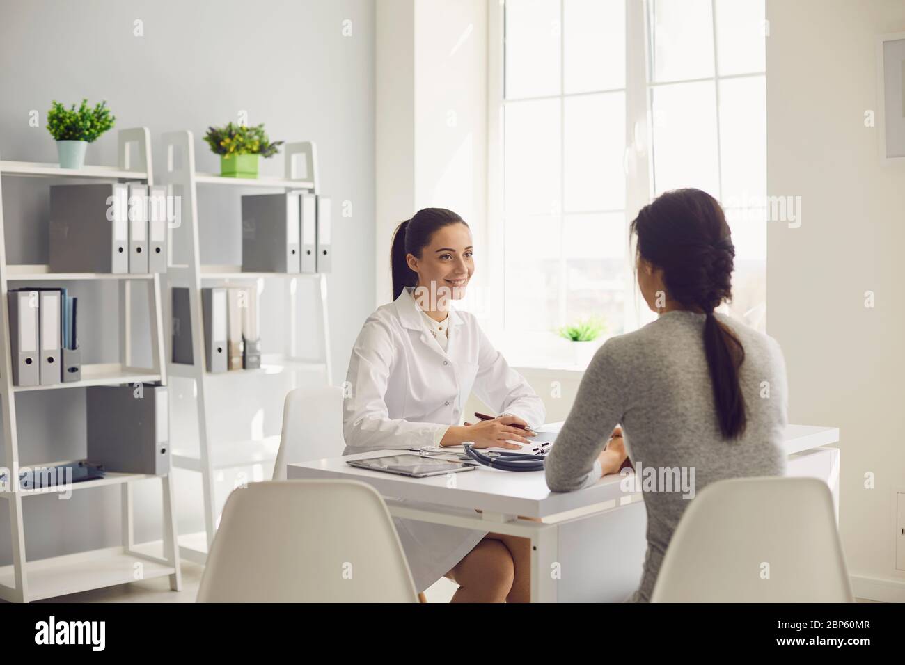 Doctor visit practice hi-res stock photography and images - Alamy