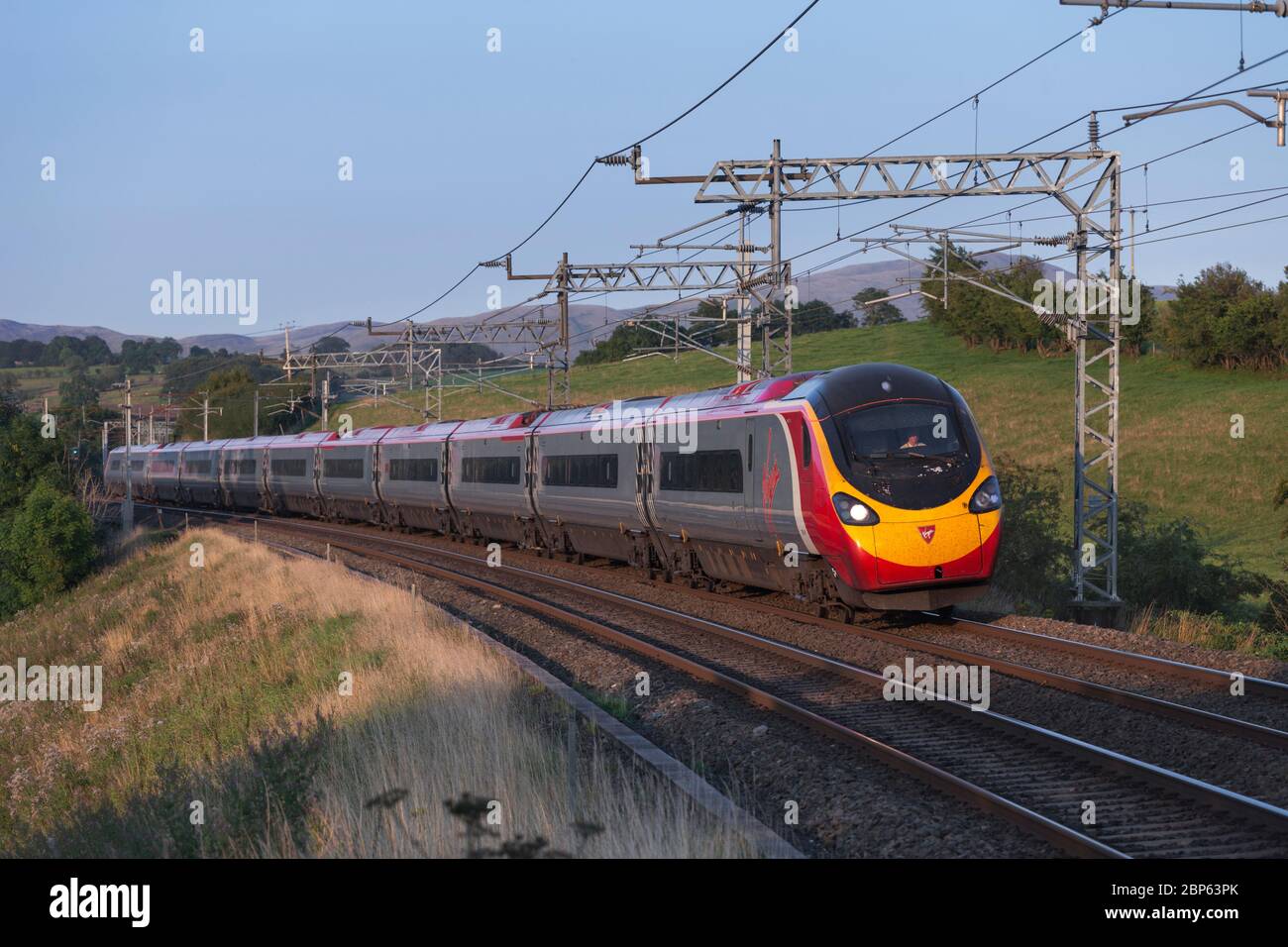 British rail trains intercity hi-res stock photography and images - Alamy