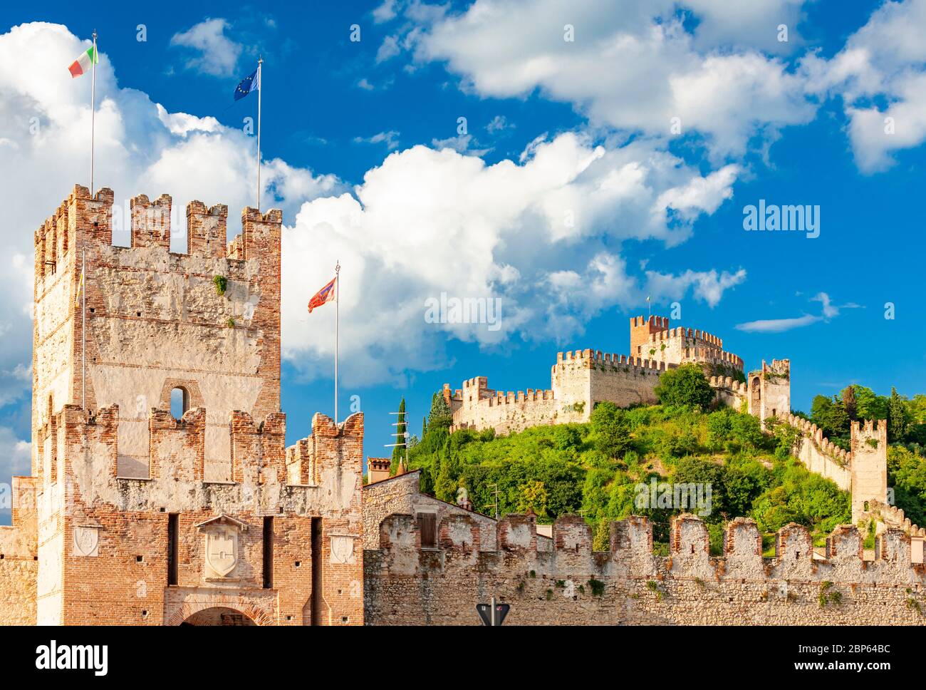 Ancient castle soave medieval hi-res stock photography and images - Alamy