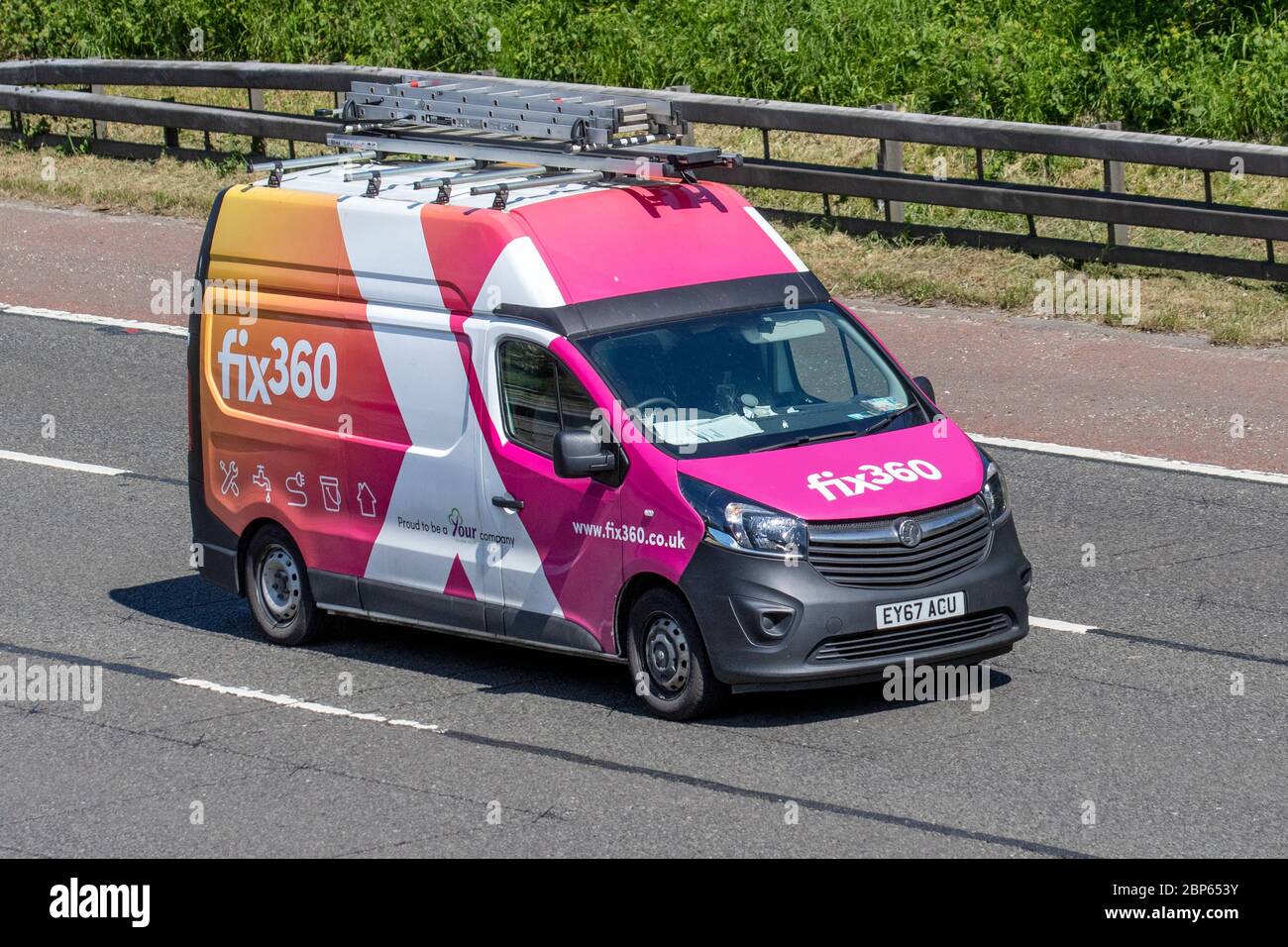 Fix 360 hi-res stock photography and images - Alamy