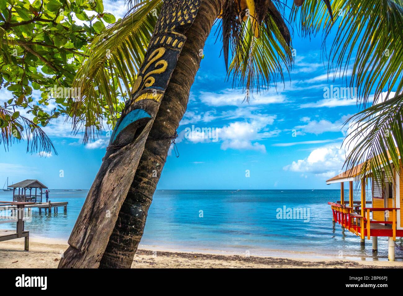 West End Roatan Stock Photo - Alamy