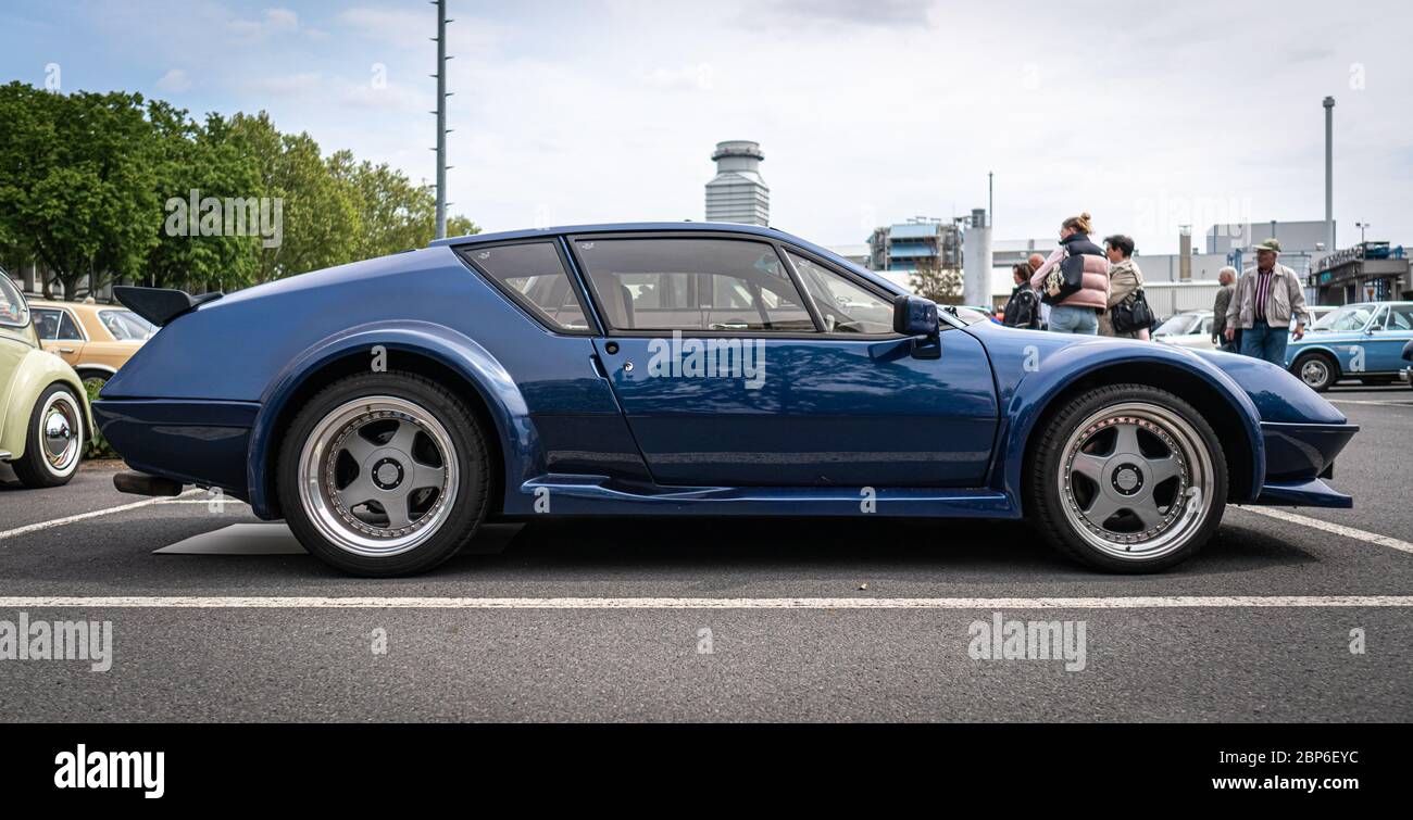 Blue Renault Alpine A310