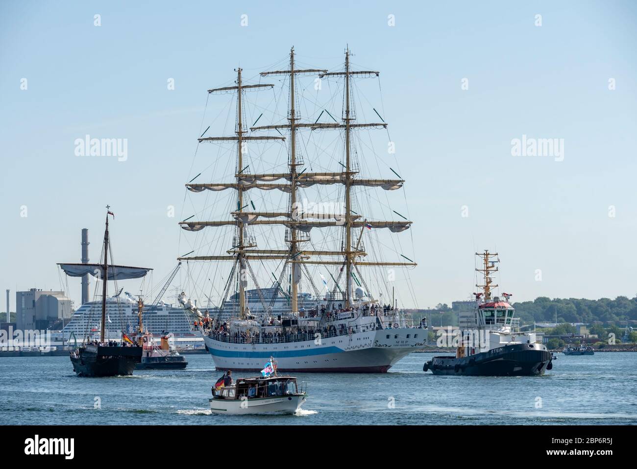 Kieler sail ships hi-res stock photography and images - Alamy