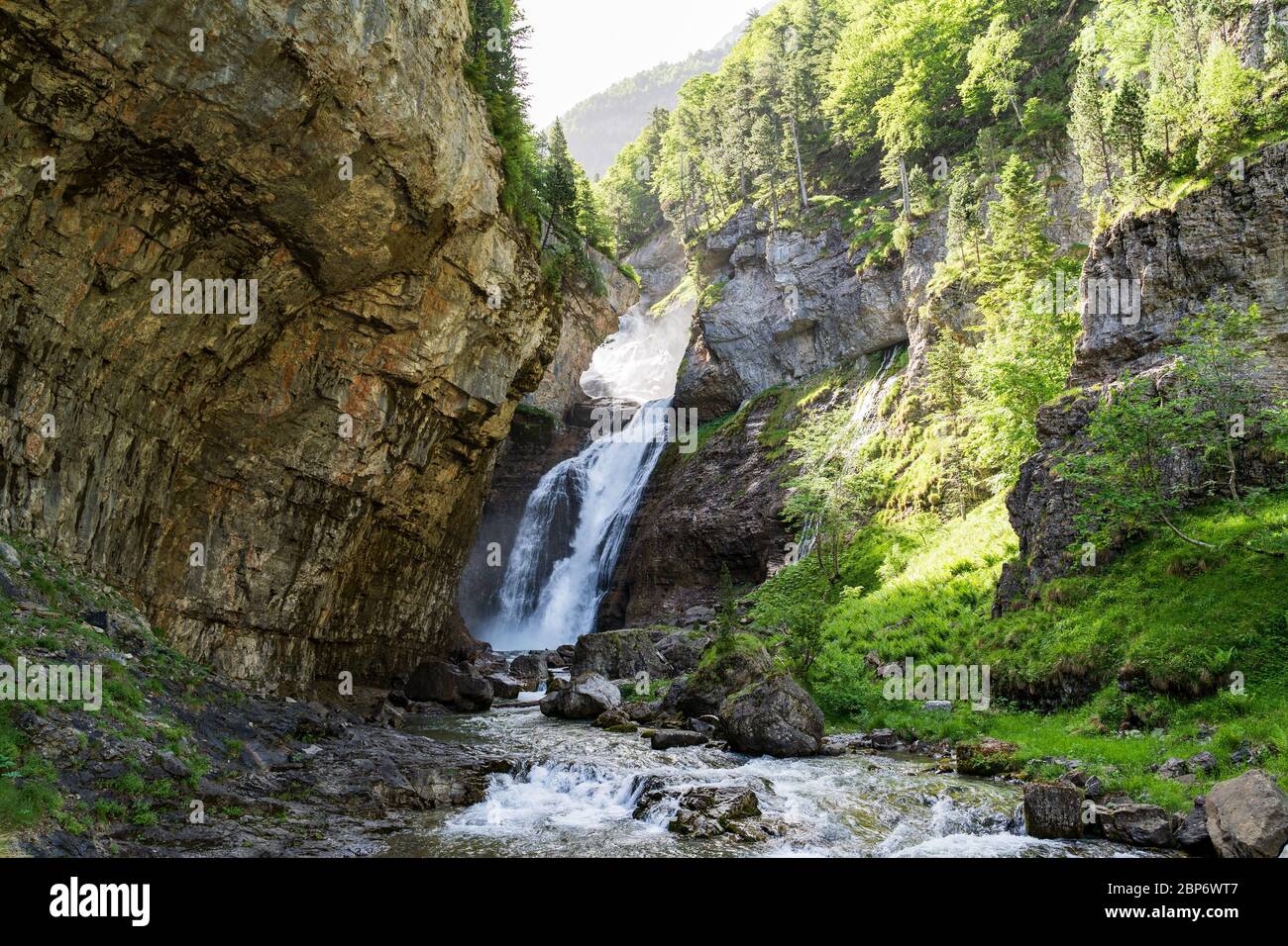 A waterfall in the spanish pyrenees, Ordesa y Monte Perdido. Estrecho ...