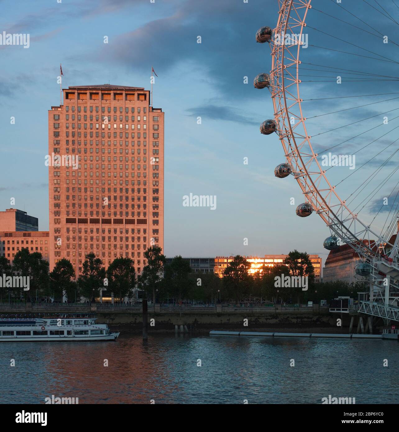 Redevelopment of shell centre hi-res stock photography and images - Alamy