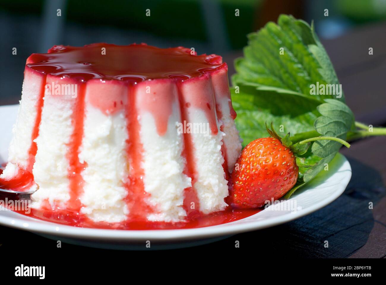 Sweet strawberry family dessert Stock Photo - Alamy