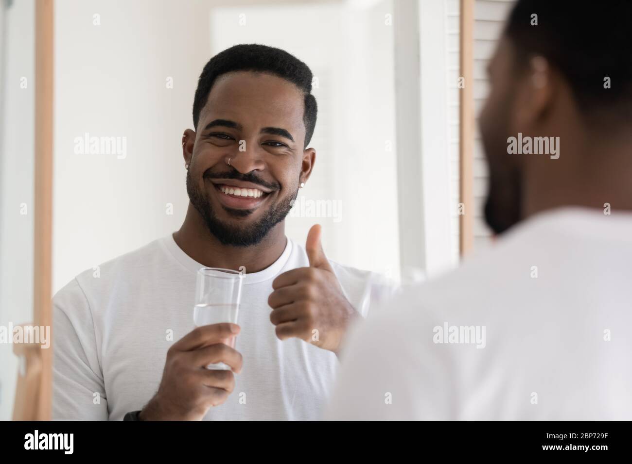 Smiling man healthy clean hi-res stock photography and images - Alamy