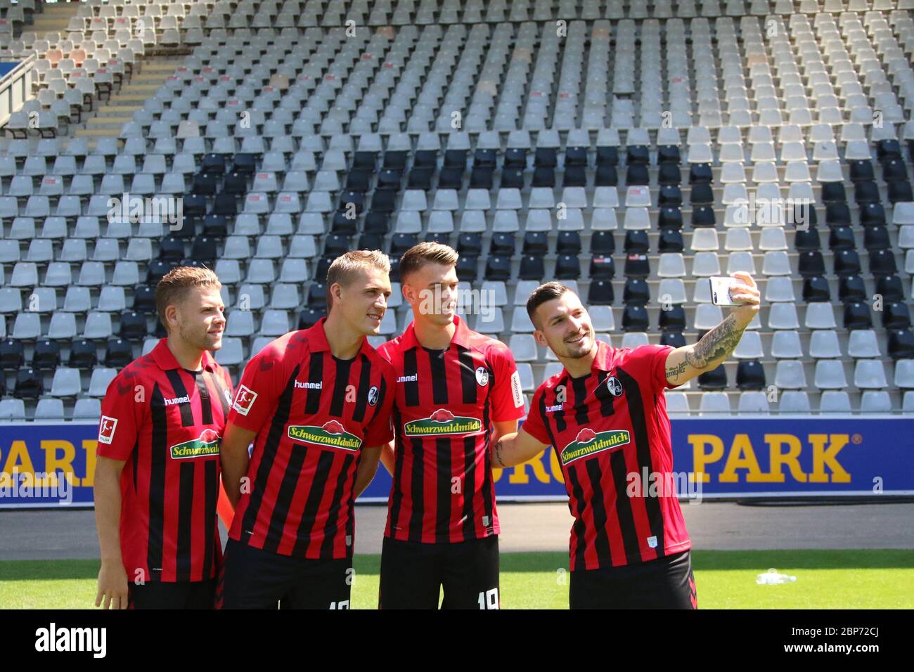 Team photo SC Freiburg season 2019/20 Stock Photo - Alamy