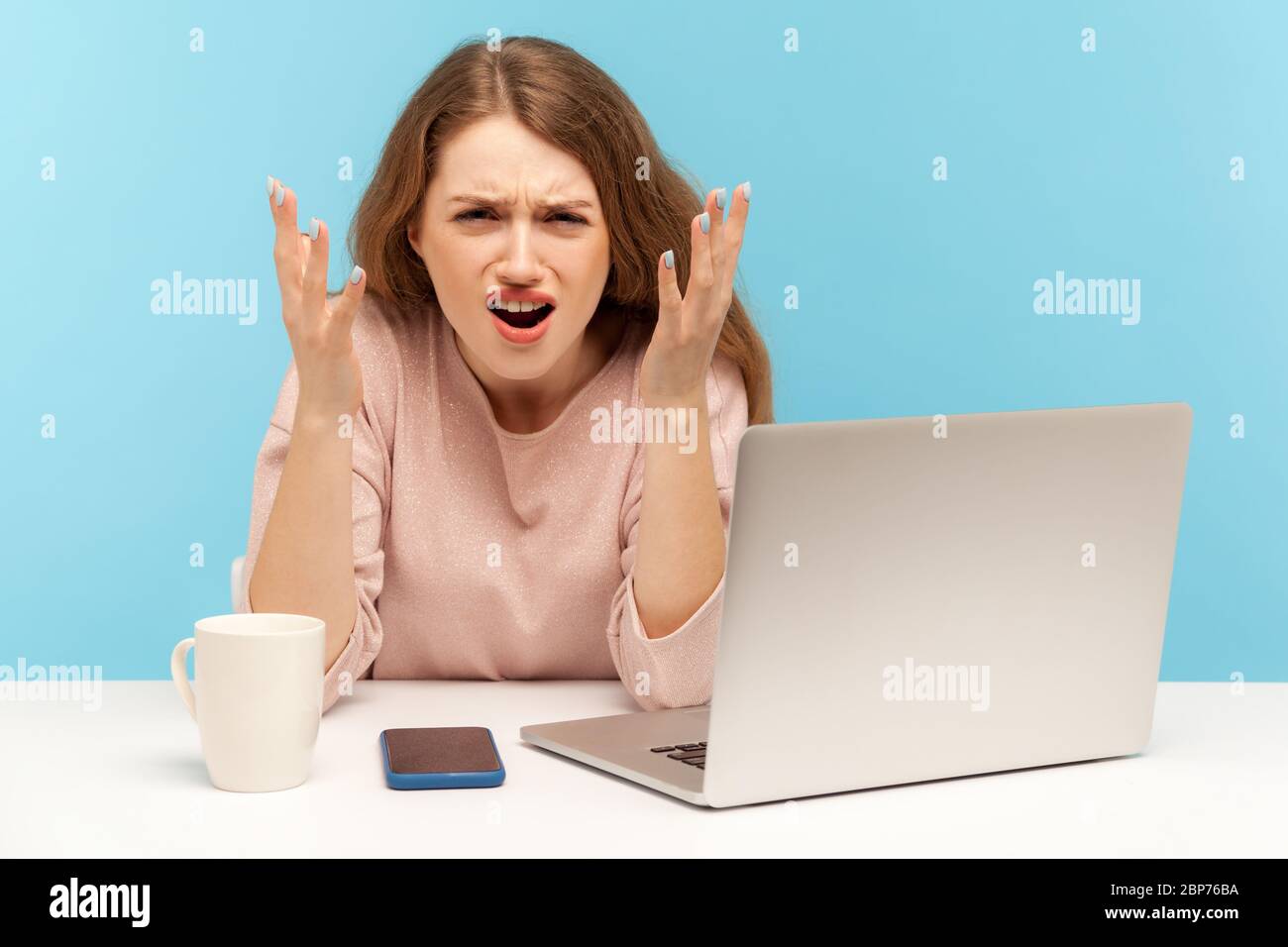 Irritated employee hi-res stock photography and images - Alamy