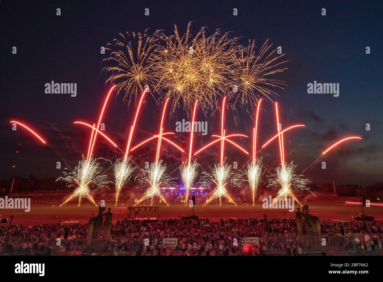 Heron Fireworks (Niederlande) Fireworks at the highest level, showdown ...