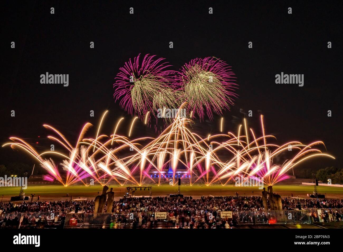 Pyro Events (RumÃ¤nien), Fireworks at the highest level, showdown of ...