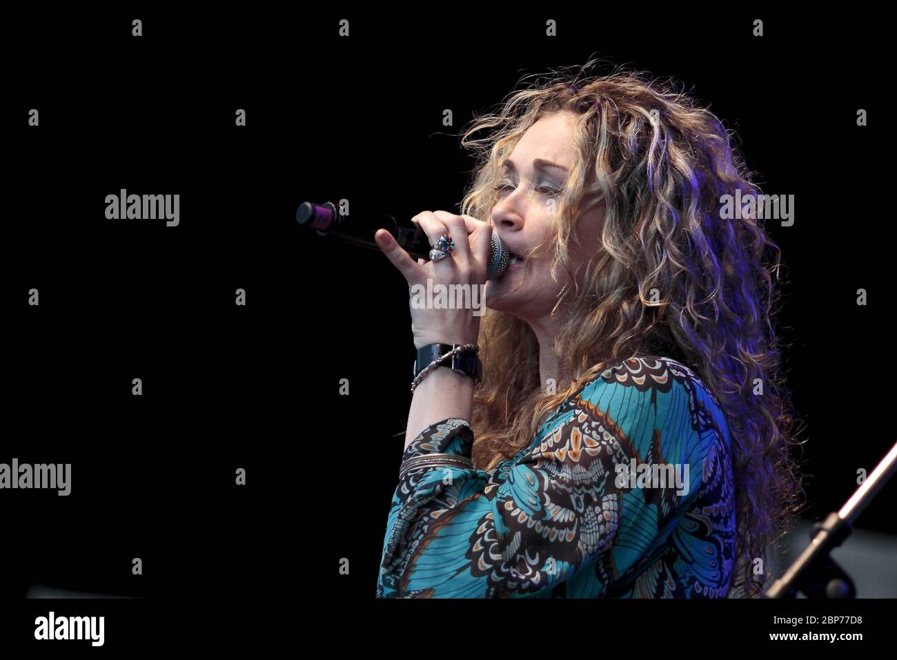 Burg Herzberg Festival 2012 - Dana Fuchs Stock Photo - Alamy