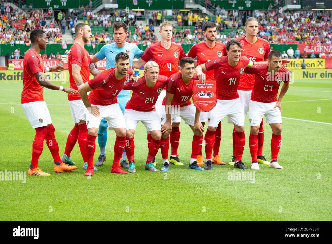 Soccerteam hi-res stock photography and images - Alamy