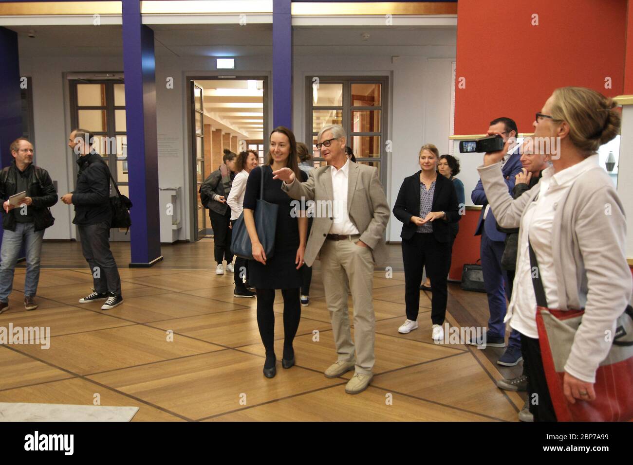 GRASSI Museum of Applied Arts Leipzig - Flat steel furniture by Rudolf ...