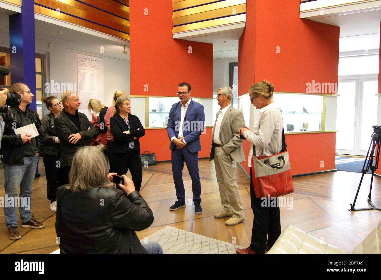 GRASSI Museum of Applied Arts Leipzig - Flat steel furniture by Rudolf ...