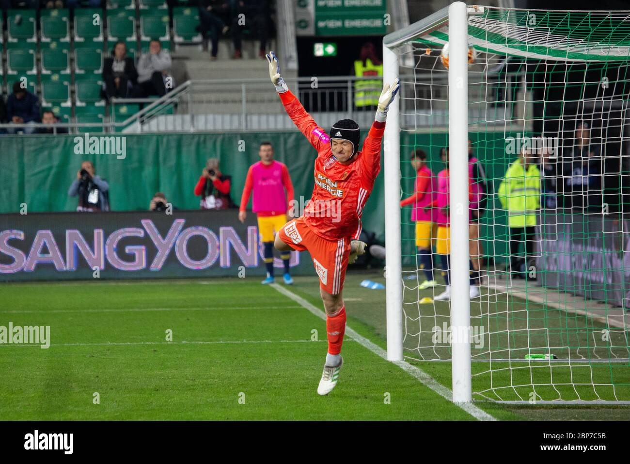 SK Rapid Wien vs Red Bull Salzburg Stock Photo - Alamy