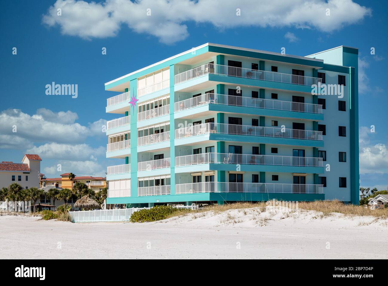 Beautiful building luxury resort hi-res stock photography and images ...