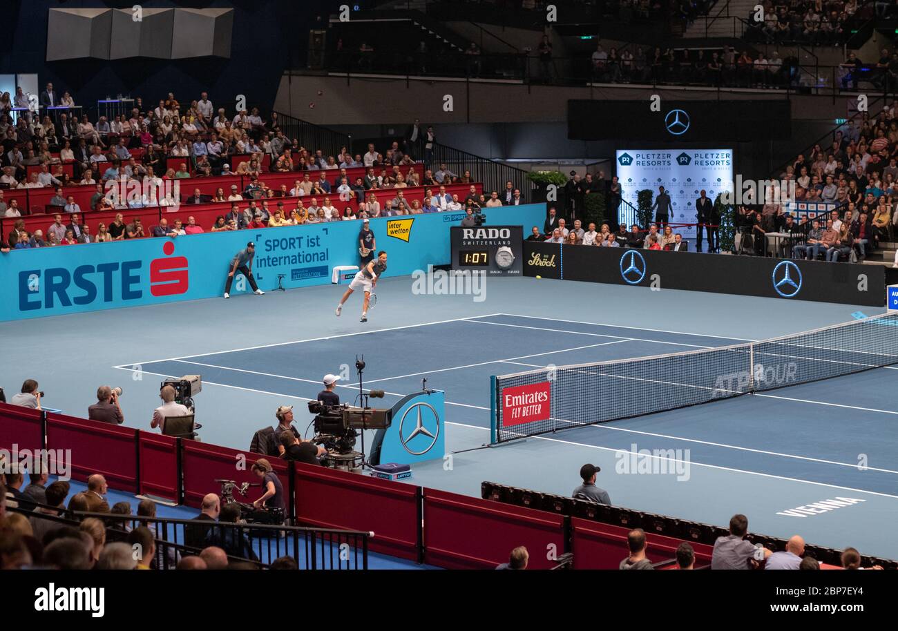 Erste bank hi-res stock photography and images - Alamy