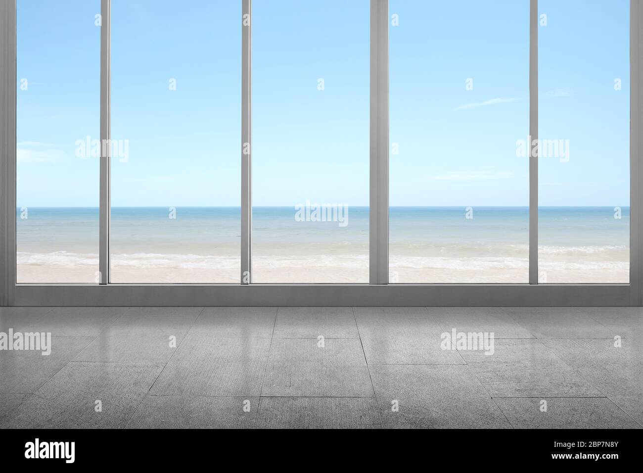 Empty room beach ocean hi-res stock photography and images - Alamy