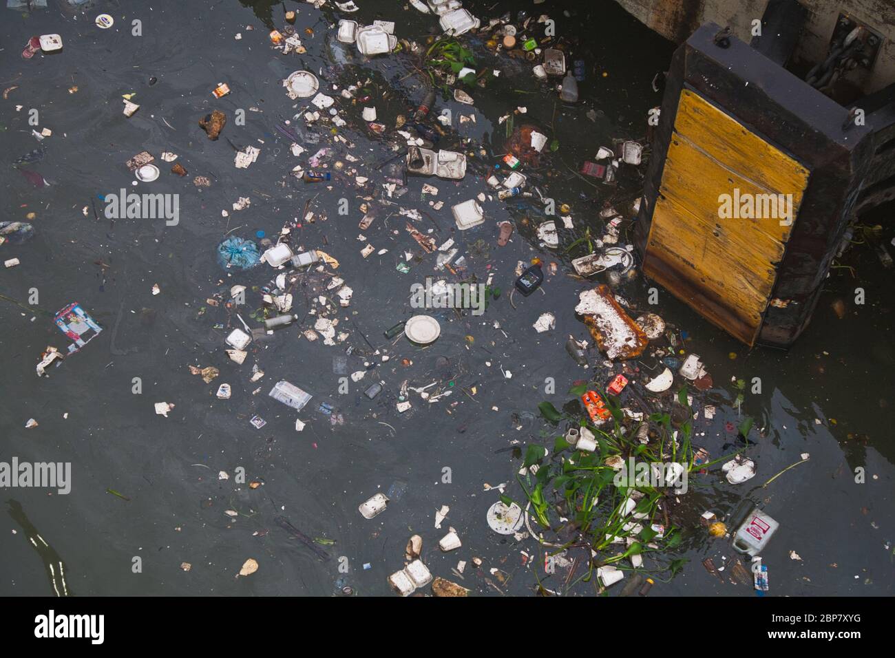 Bad harbour pollution in the port of Santo Domingo, The Dominican ...