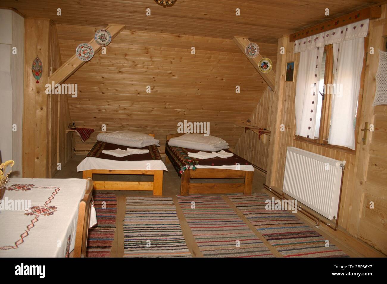 Traditional rustic room hi-res stock photography and images - Alamy