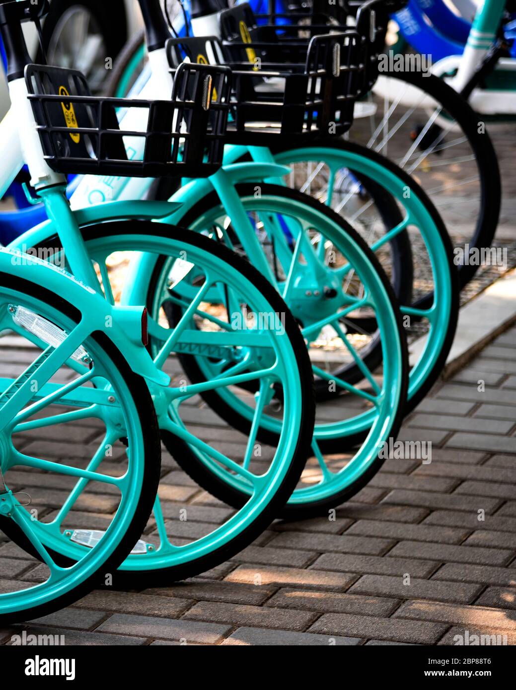 Bicycles beijing hi-res stock photography and images - Alamy