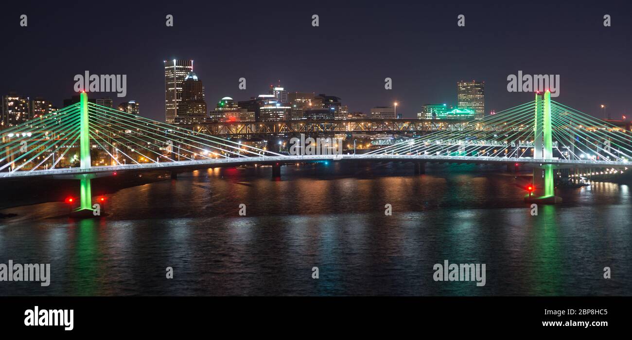 The newest bridge across Portland's famous riverfront Stock Photo - Alamy