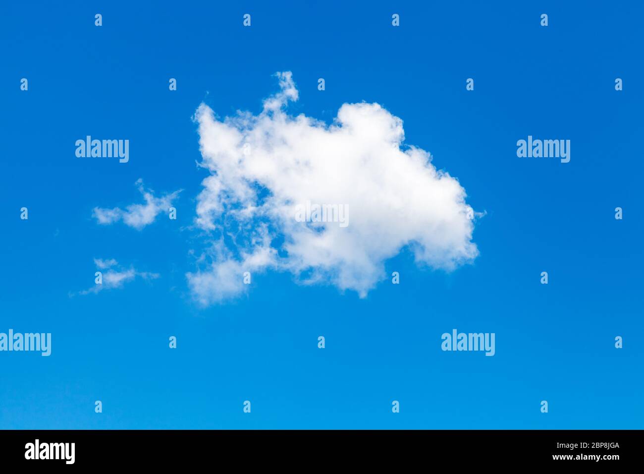 Cloudscape one white puffy cloud hi-res stock photography and images ...