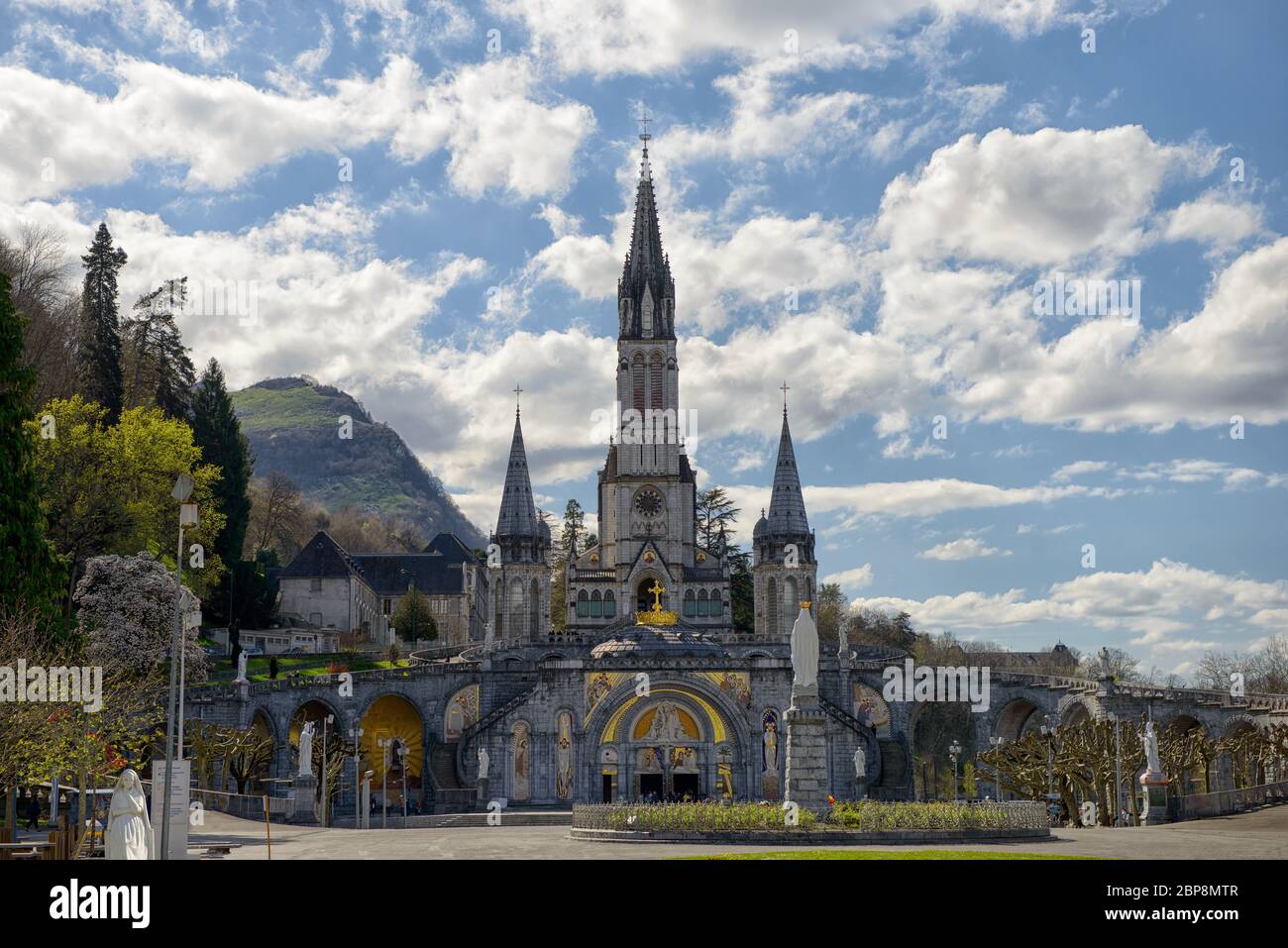 Upper church in lourdes hi-res stock photography and images - Alamy