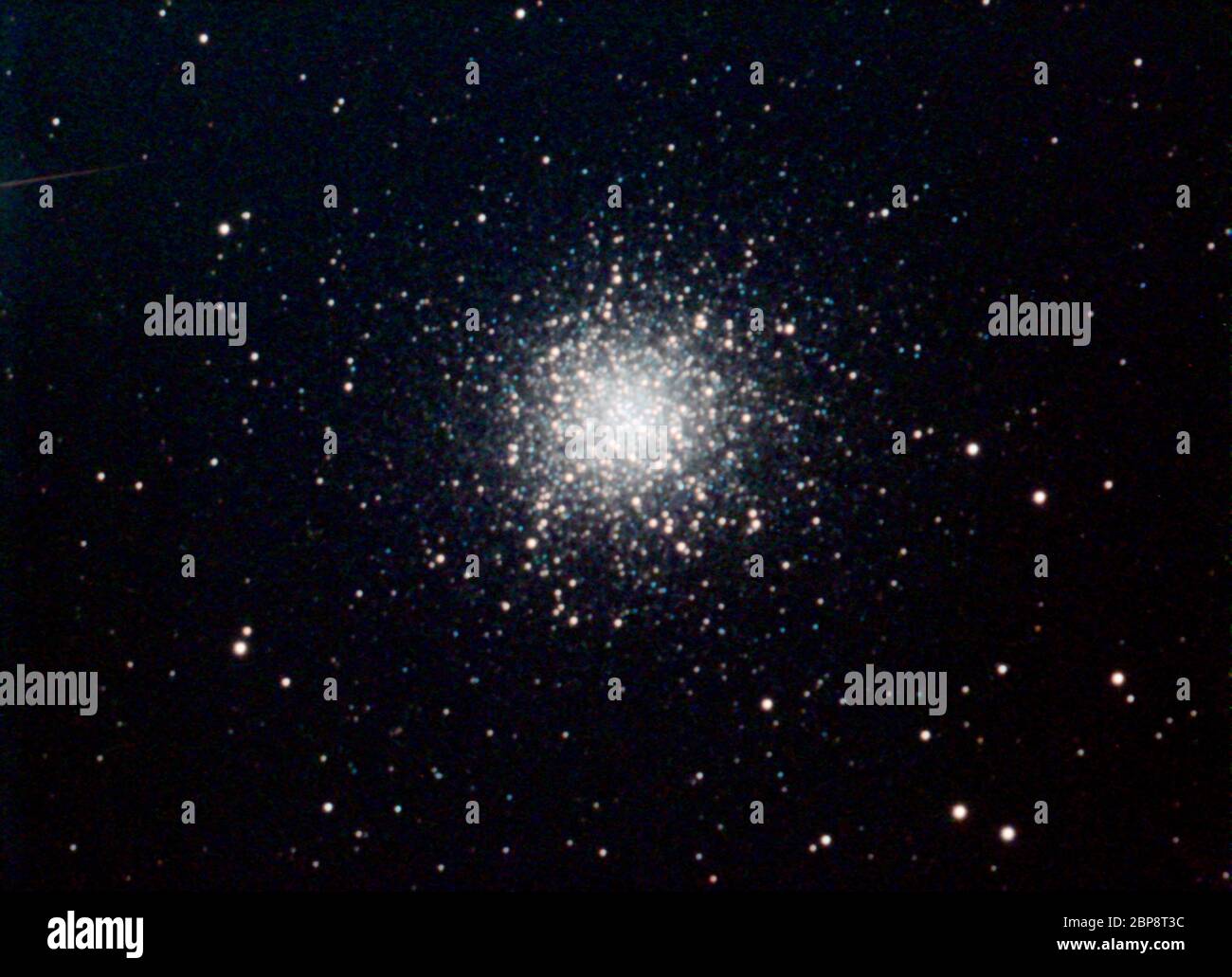 M13 Globular Cluster in the constellation Hercules Stock Photo - Alamy