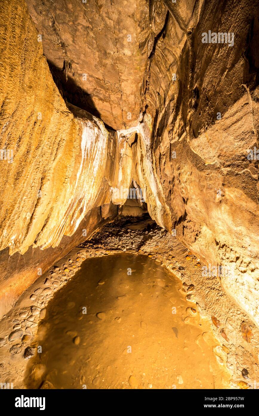 Gaping gill system hi-res stock photography and images - Alamy