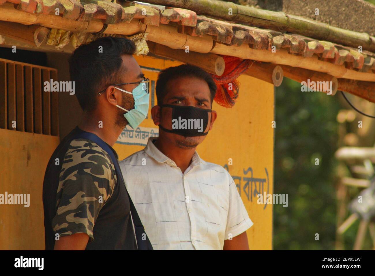 Migrant workers and some stranded students boarded a bus from Delhi to ...