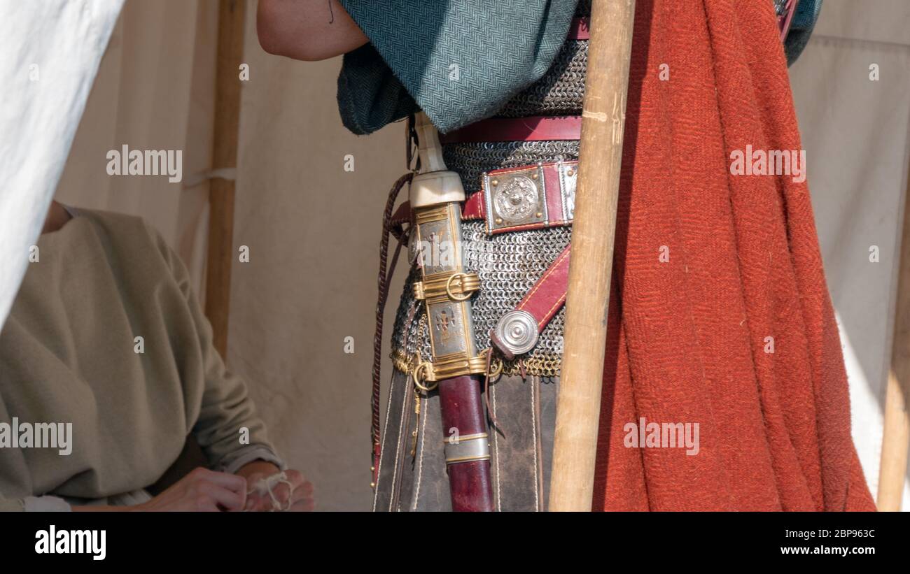 Roman clothing hi-res stock photography and images - Alamy