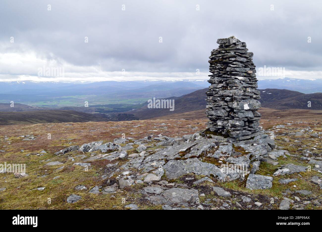The tall stones hi-res stock photography and images - Alamy
