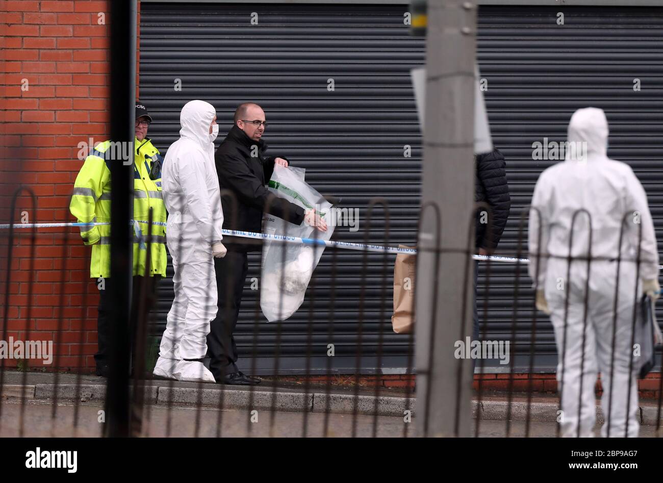 Suspected gunshot wound on sunday hi-res stock photography and images ...