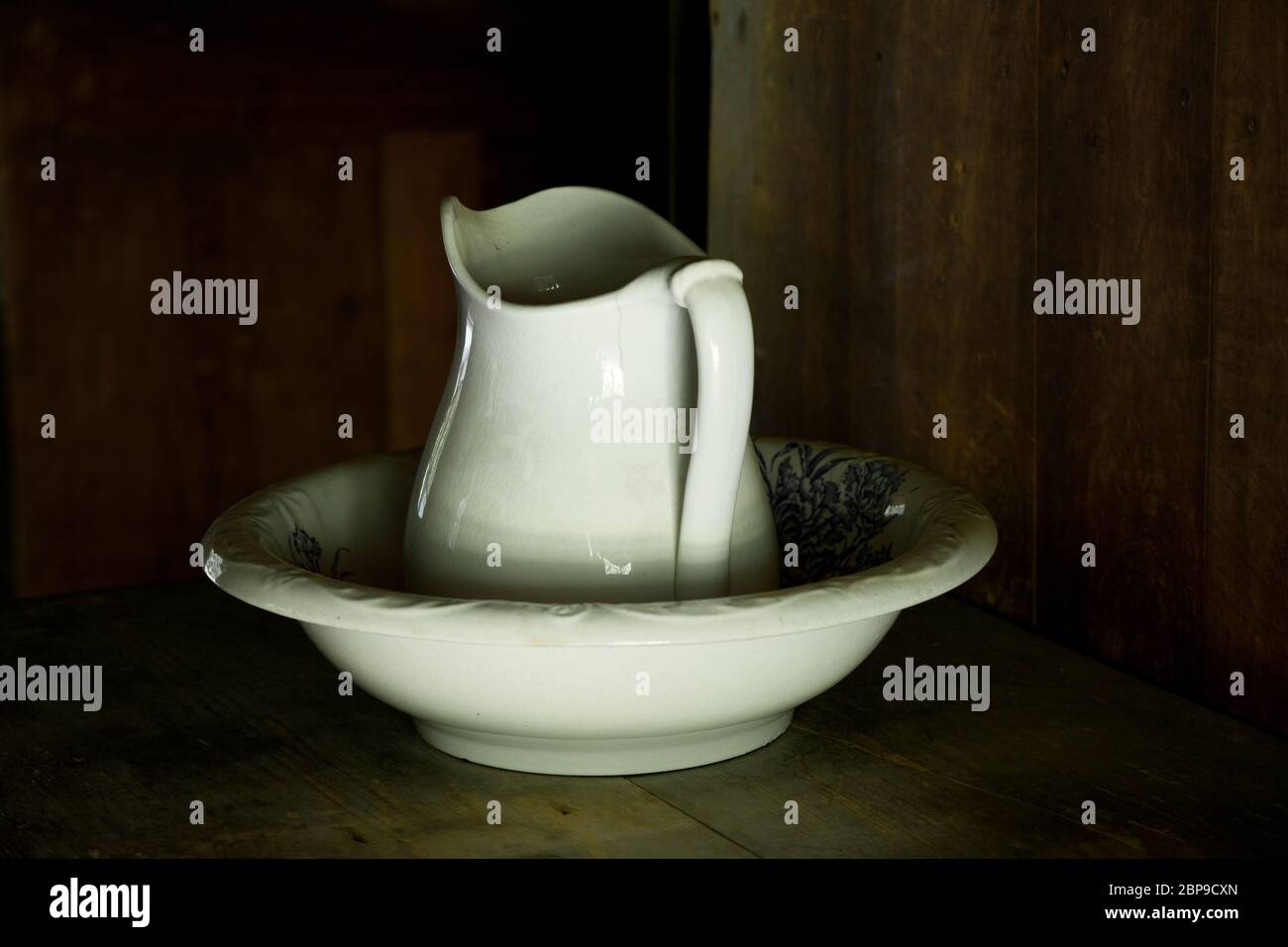 Washing pitcher and basin hi-res stock photography and images - Alamy