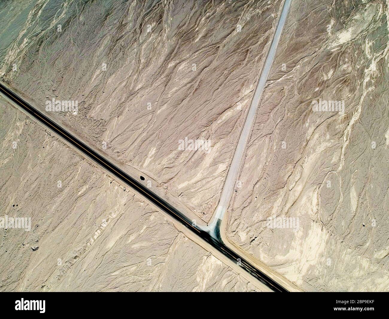 Aerial Birds Eye View of Desert Stock Photo - Alamy