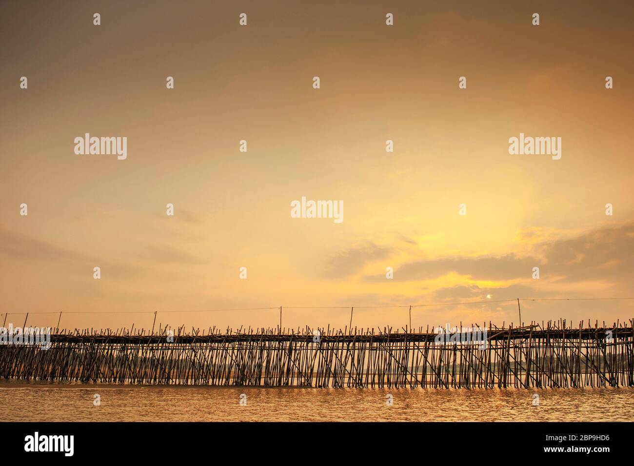 Handmade structures hi-res stock photography and images - Alamy