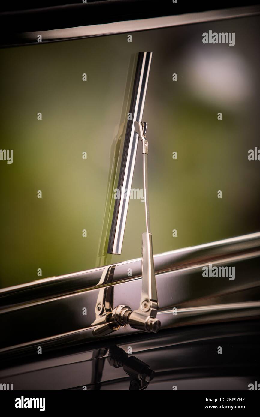 Windscreen wipers vintage car hi-res stock photography and images - Alamy
