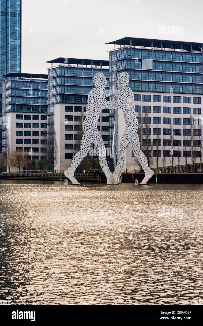 Aluminium architecture hi-res stock photography and images - Alamy