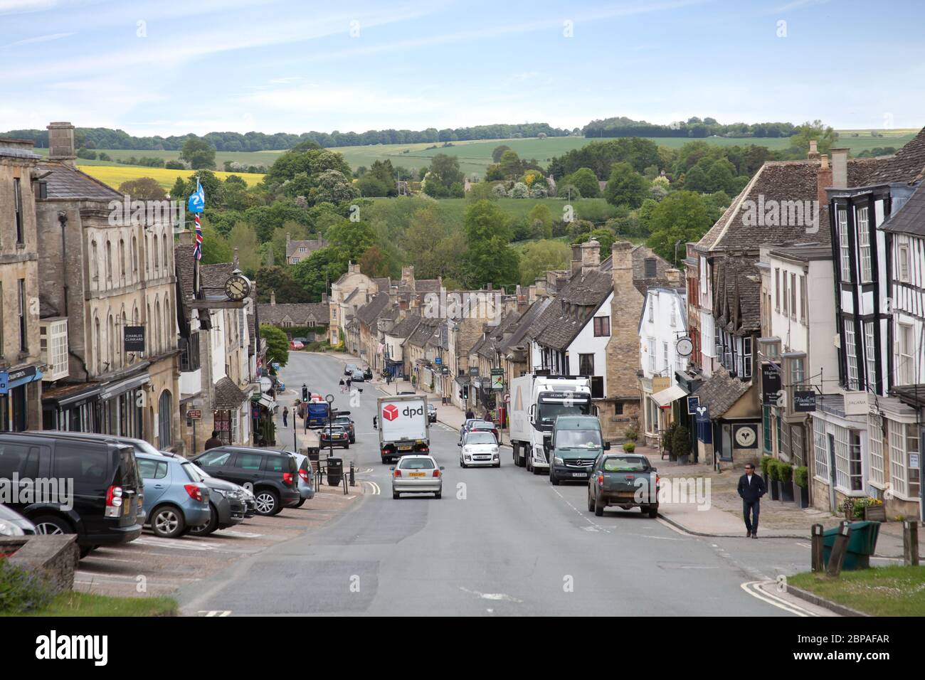Burford high street shops hi-res stock photography and images - Alamy