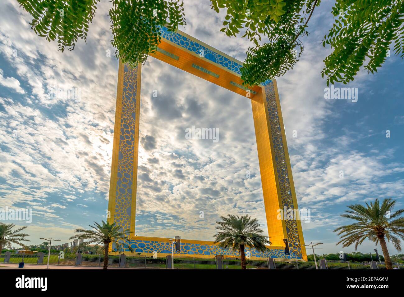 Dubai dubai frame hi-res stock photography and images - Alamy