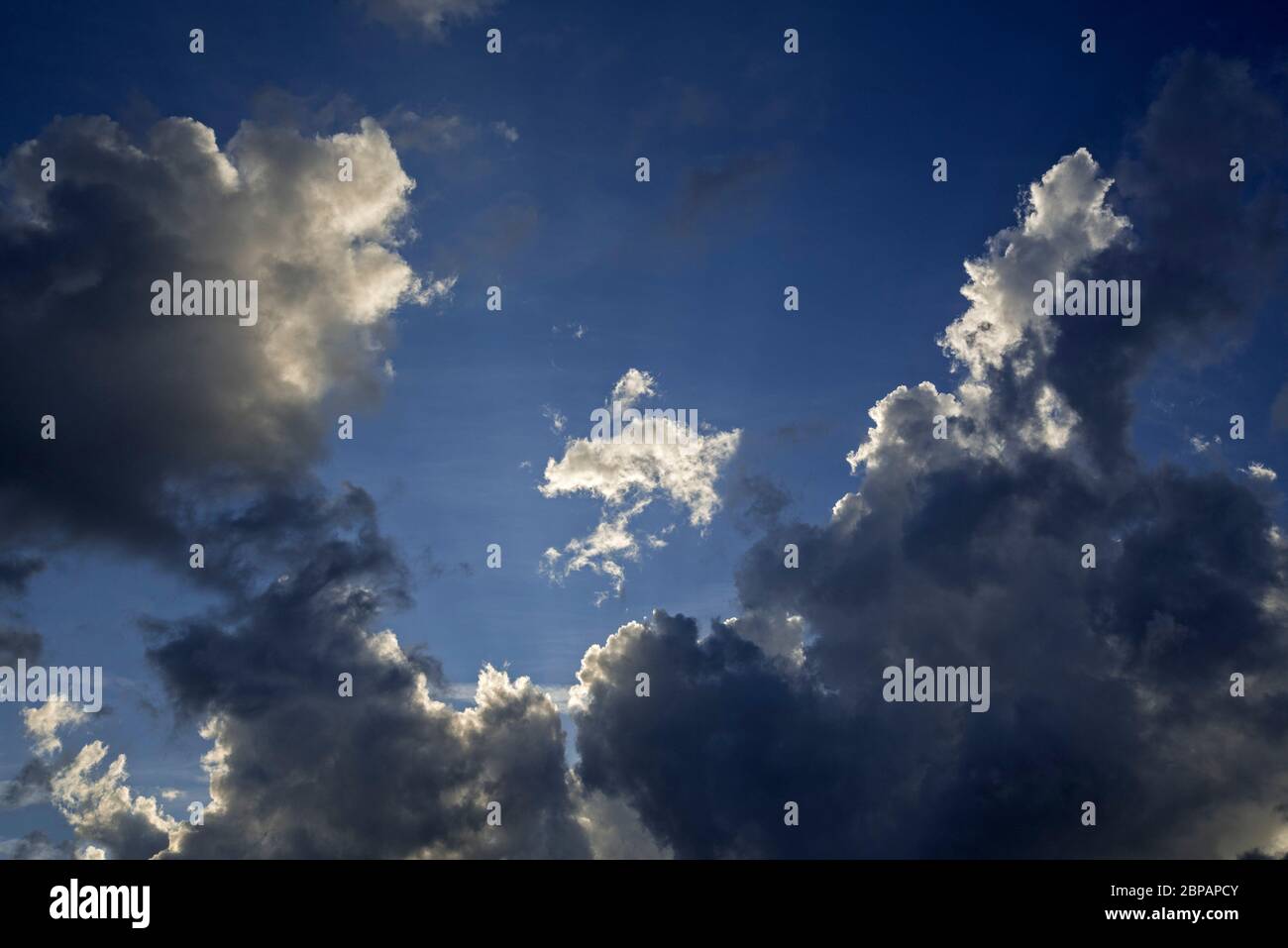 Types of weather hi-res stock photography and images - Alamy