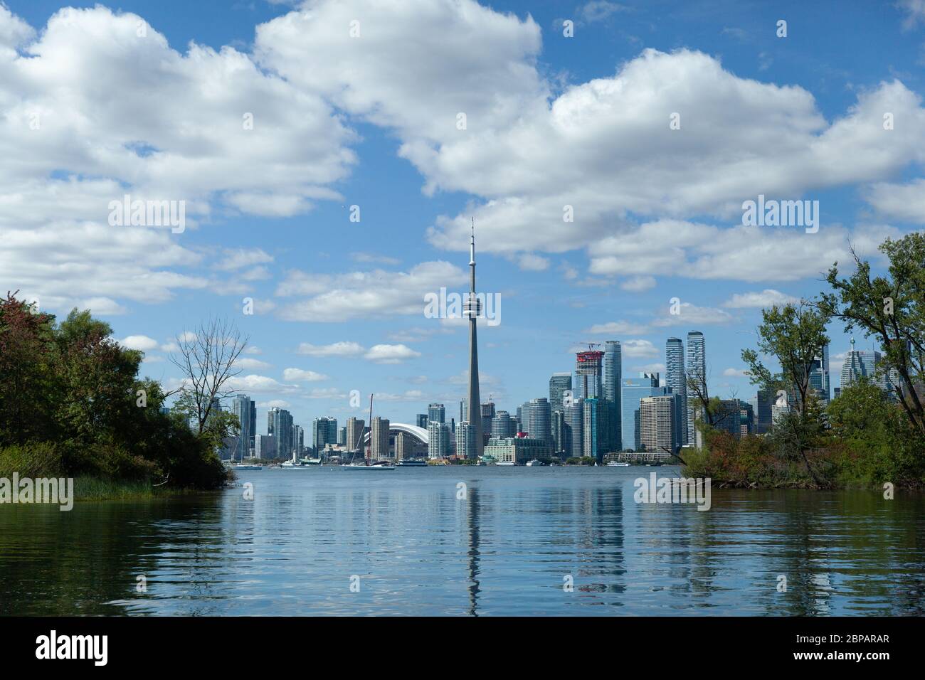 Toronto skyline view hi-res stock photography and images - Alamy