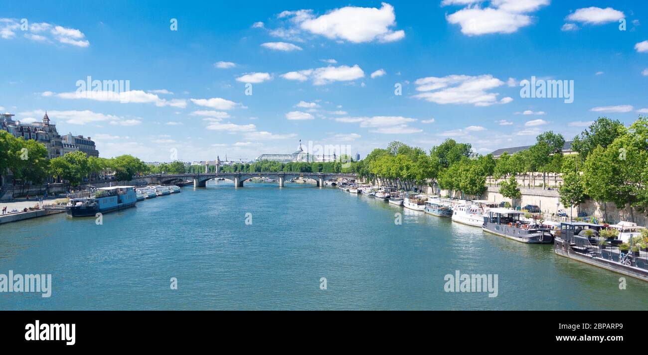 Panoramic sightseeing paris hi-res stock photography and images - Alamy