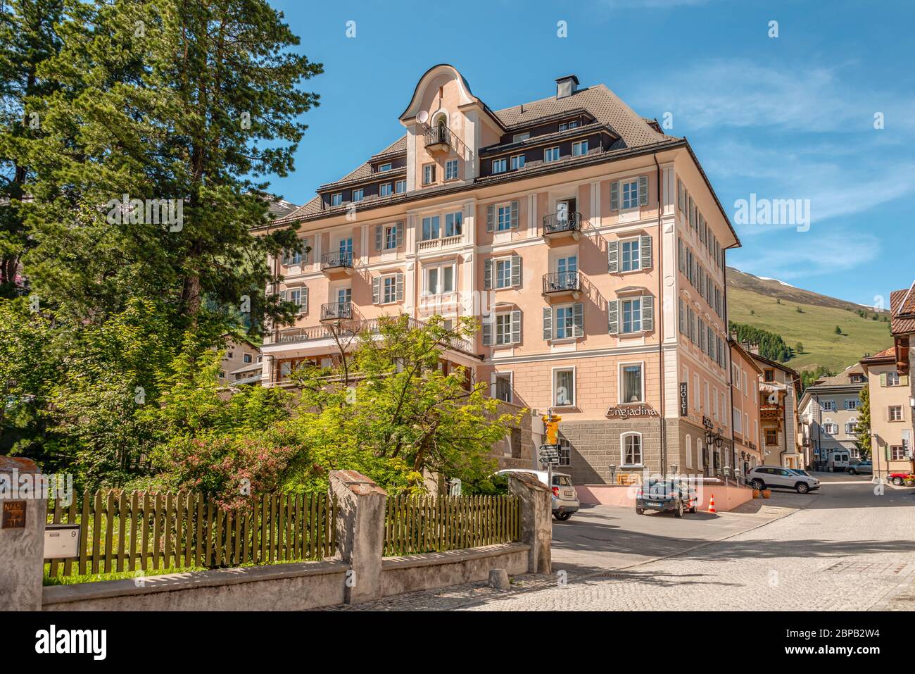 Zuoz in engadin hi-res stock photography and images - Alamy